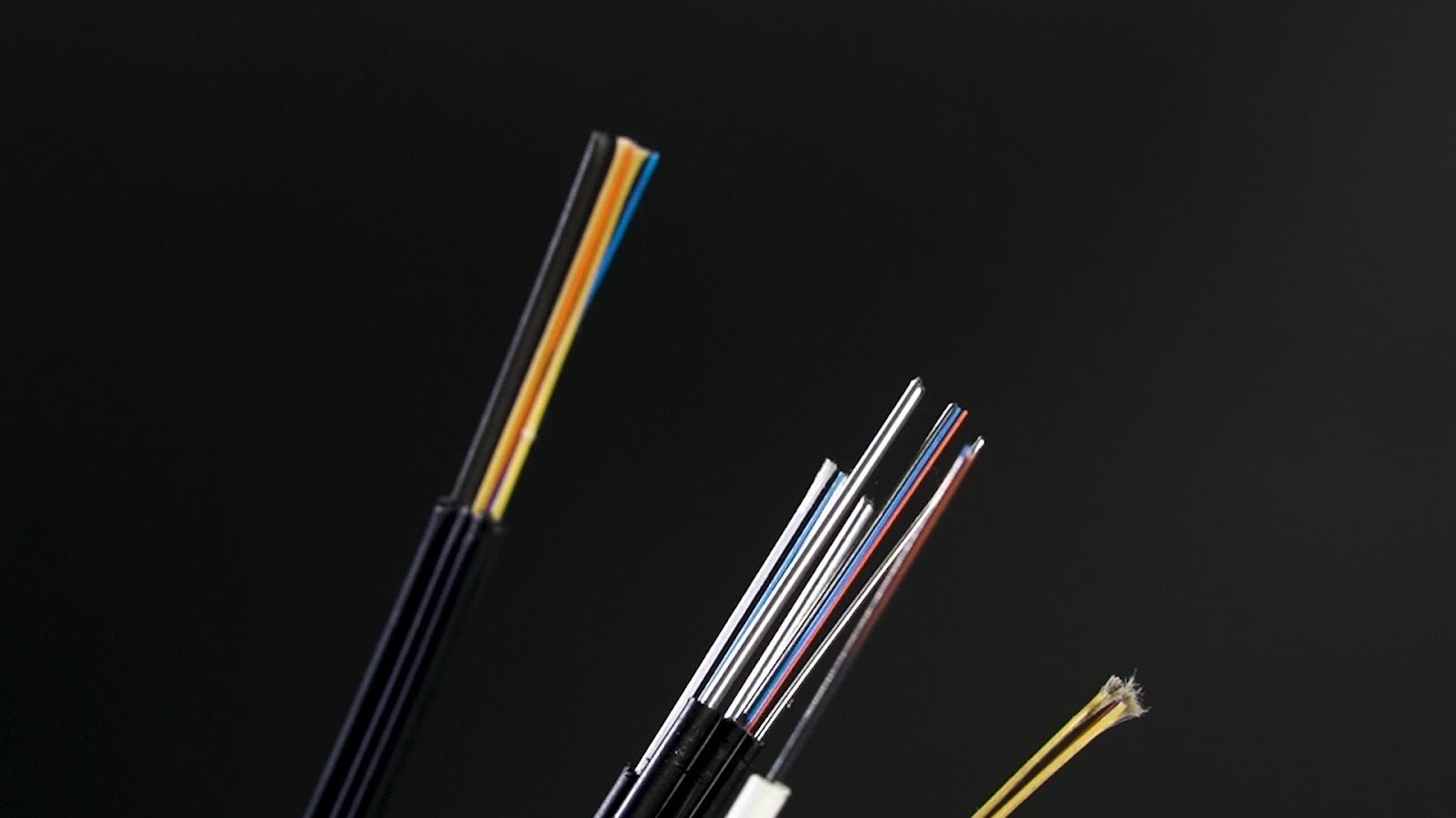 FTTH Drop Cable for Reliable Last-Mile Fiber Connectivity - Paint Pulse